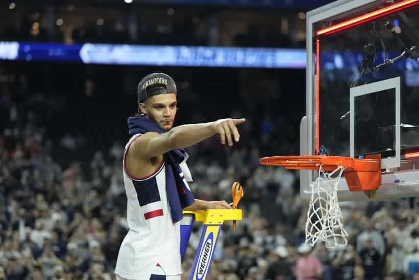 UConn's Andre Jackson Jr. will enter the 2023 NBA Draft