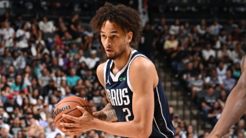 Dallas rookie Dereck Lively II leads the NBA in field goal percentages ...