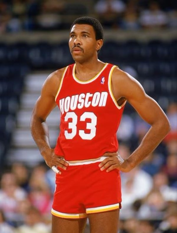 Former Rockets Guard/Forward Robert Reid Dies At 68