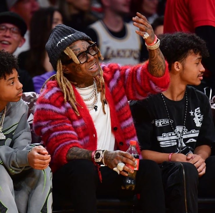 Lil Wayne Says He Was 'Treated Like S—t' At Lakers Game