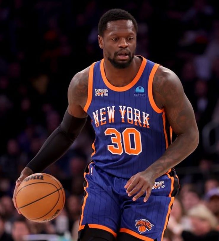 Teams Monitoring Potential Availability of Julius Randle - Basketball ...