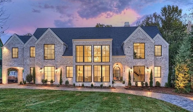 Hornets' Seth Curry Buys Foxcroft Mansion For $6.4M