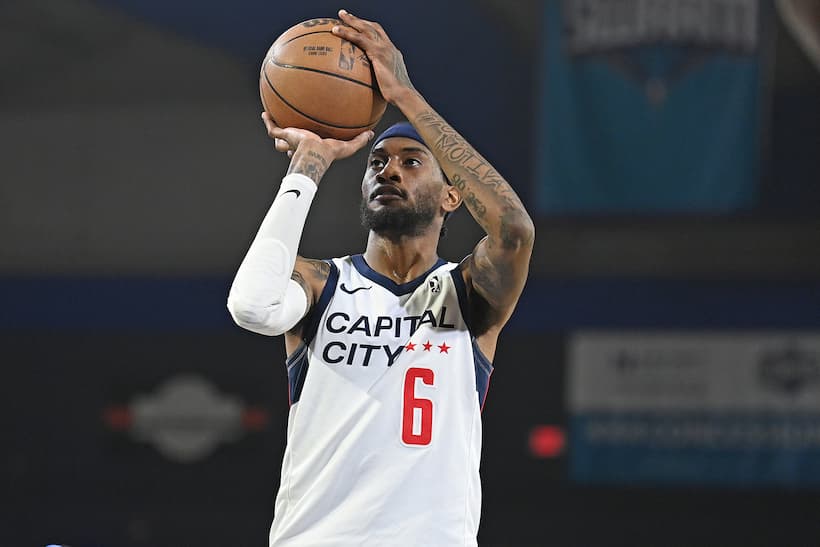 Free agent SF Jalen McDaniels has signed with the New Orleans Pelicans